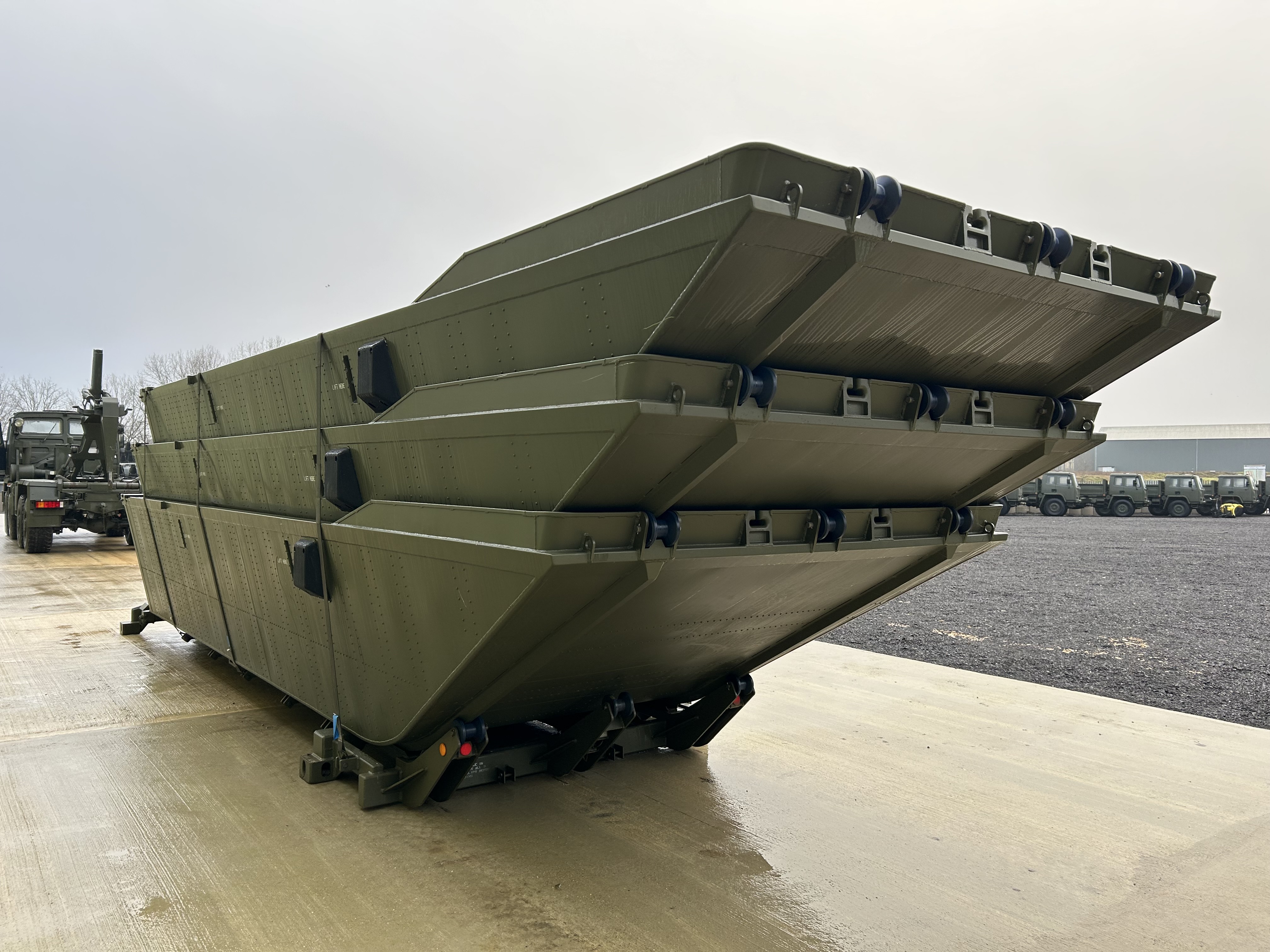 Pontoon (APFB) Air Portable Ferry Bridge: Direct sales & - Witham ...