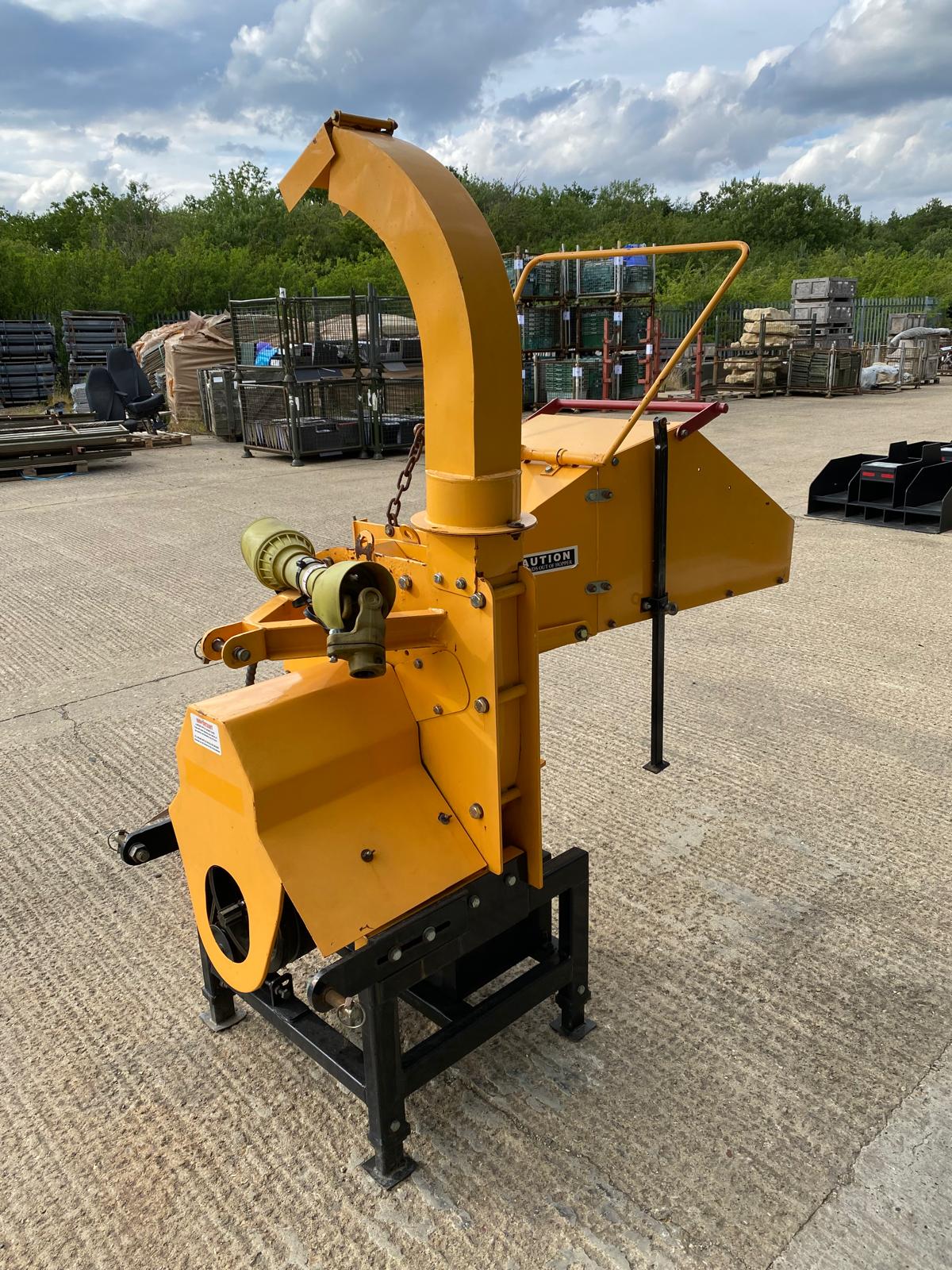 Brian Nixon TH-8 PTO Wood Chipper Direct sales & actions of - Witham ...