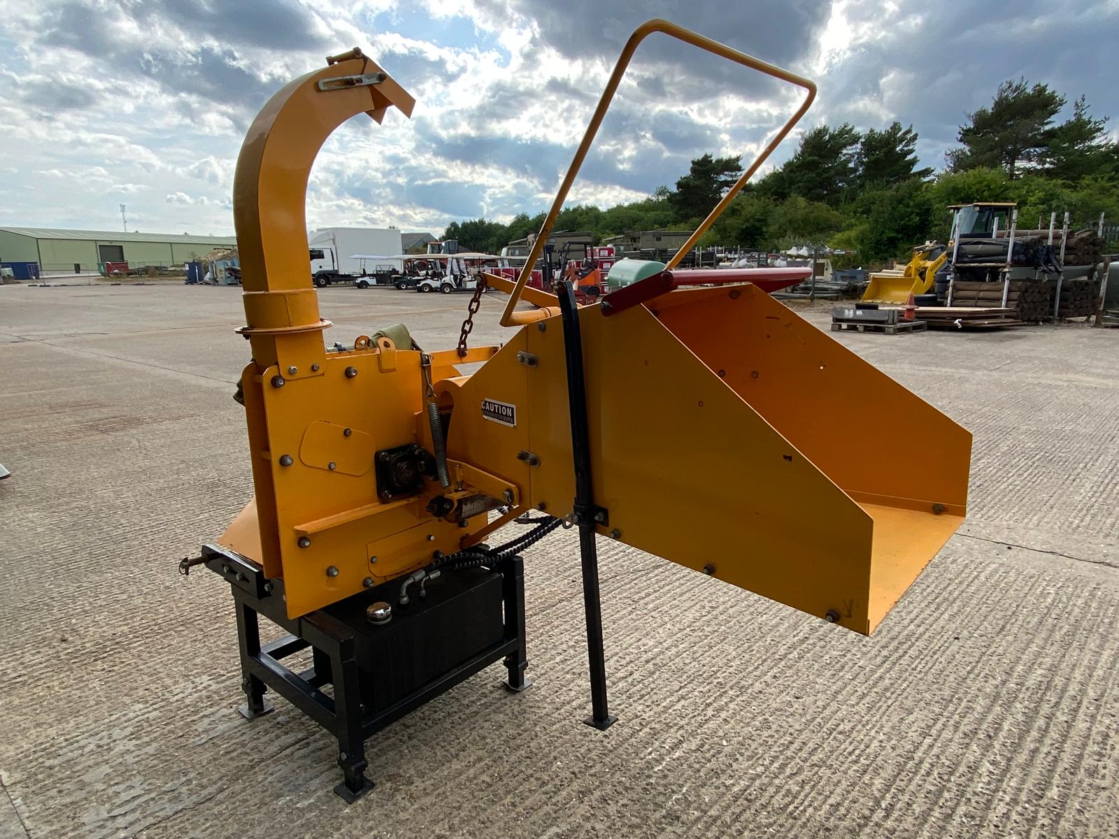 Brian Nixon TH-8 PTO Wood Chipper Direct sales & actions of - Witham ...