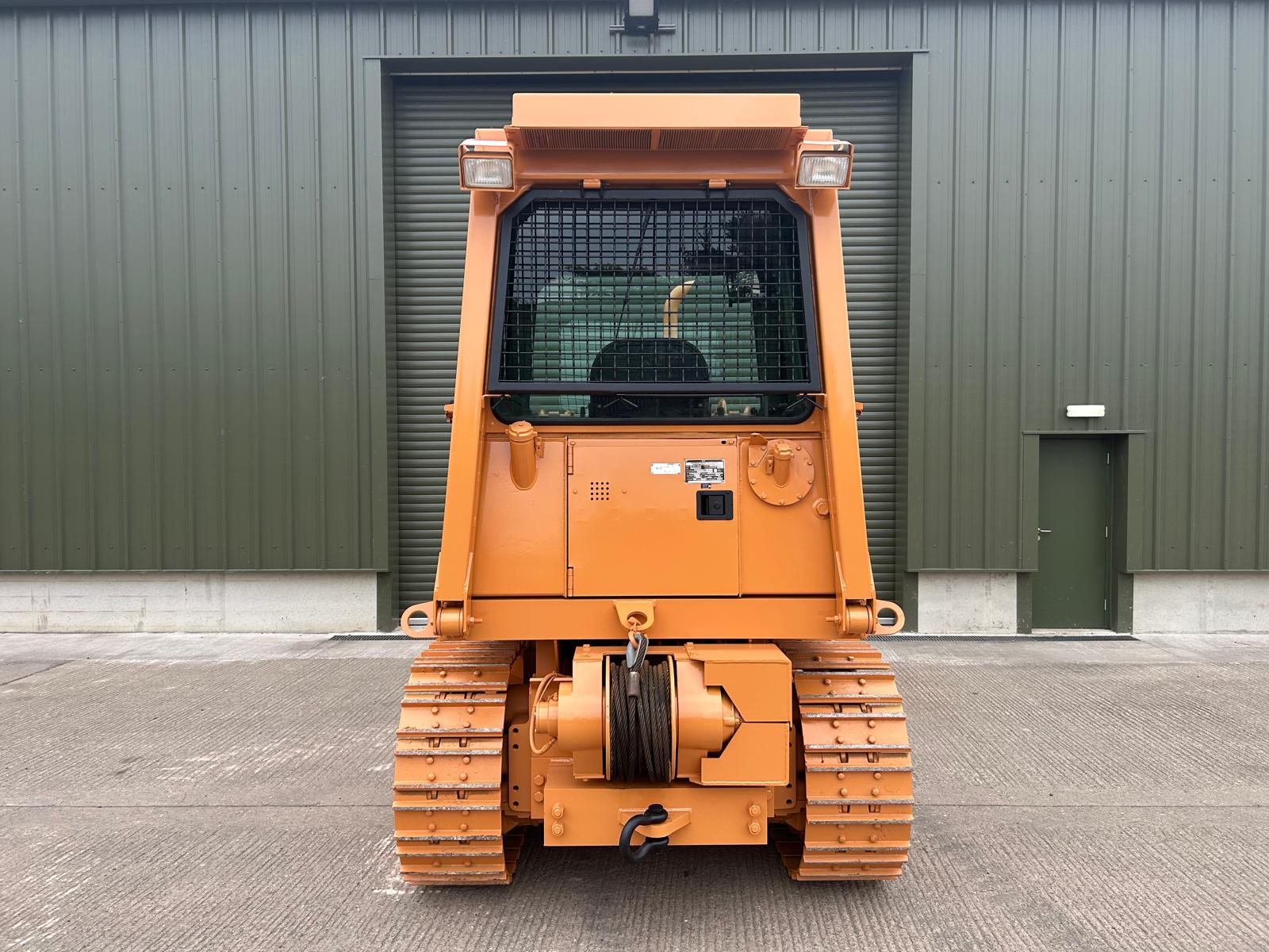 Case: MC1155E Tracked Loader Direct sales & actions of - UK - Witham ...
