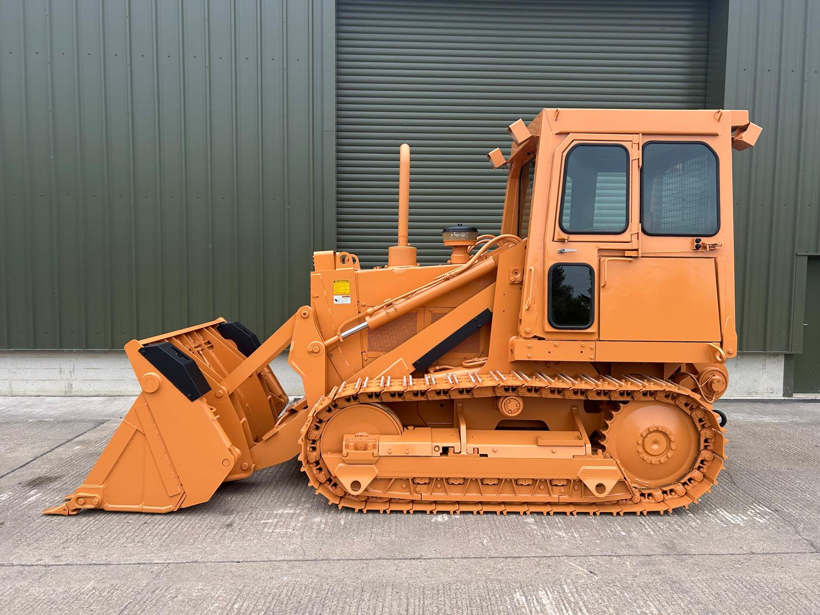 Case: MC1155E Tracked Loader Direct sales & actions of - UK - Witham ...