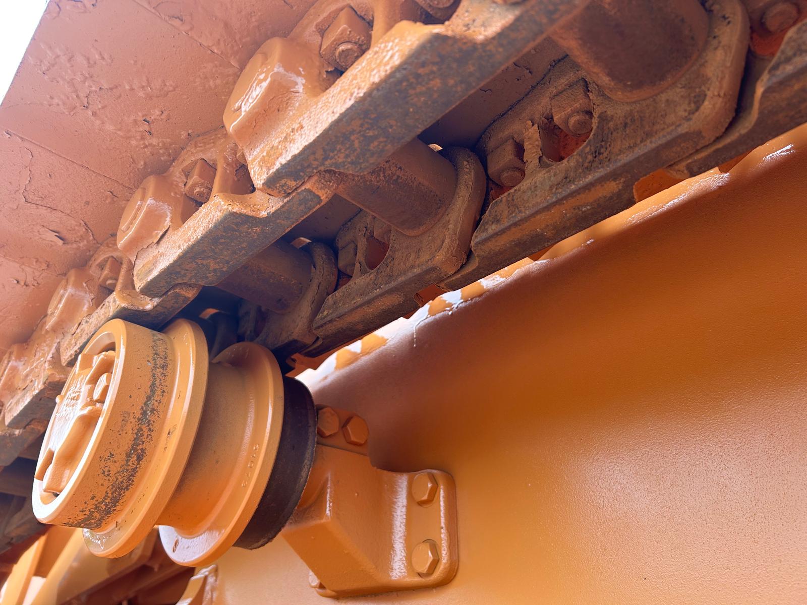 Case: MC1155E Tracked Loader Direct sales & actions of - UK - Witham ...