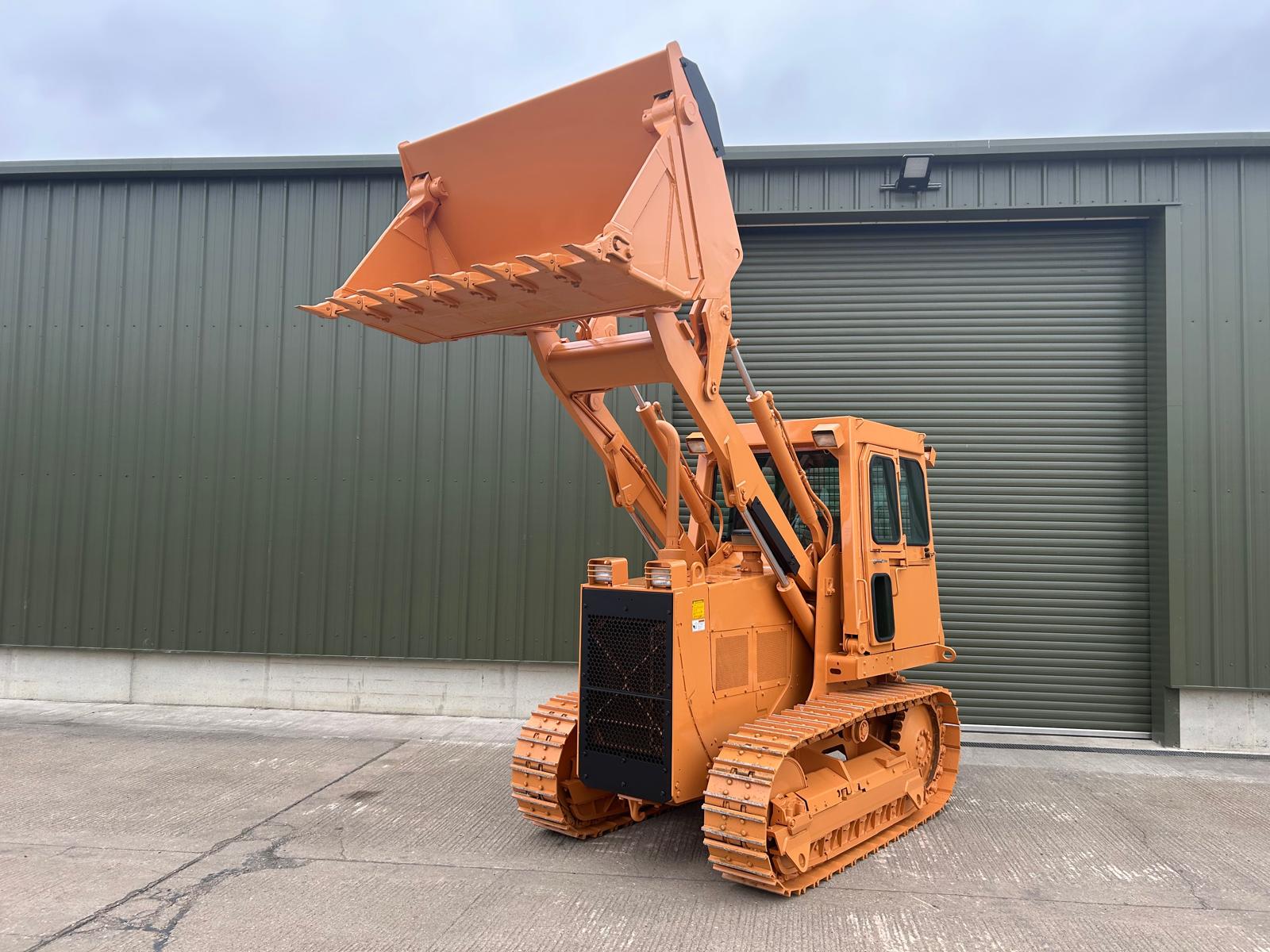 Case: MC1155E Tracked Loader Direct sales & actions of - UK - Witham ...