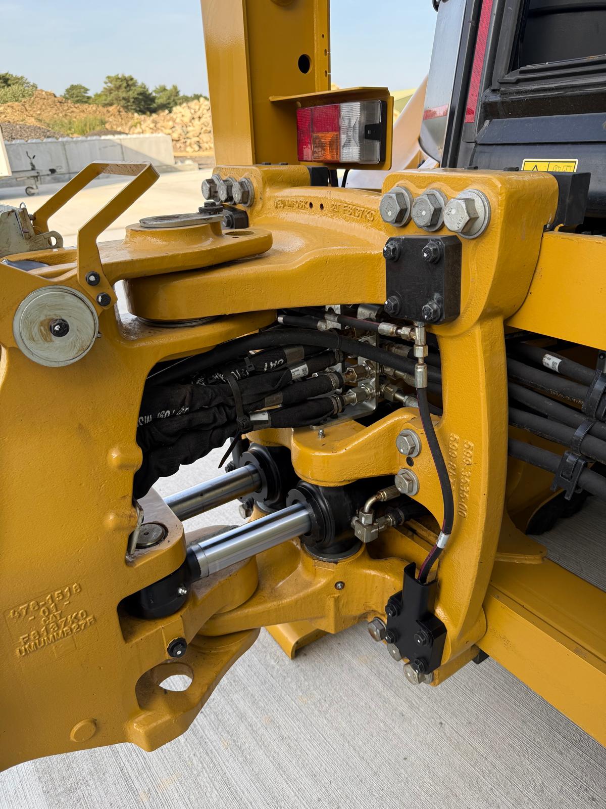 CAT 424 Backhoe Loader 4WD Direct sales & actions of - UK - Witham ...