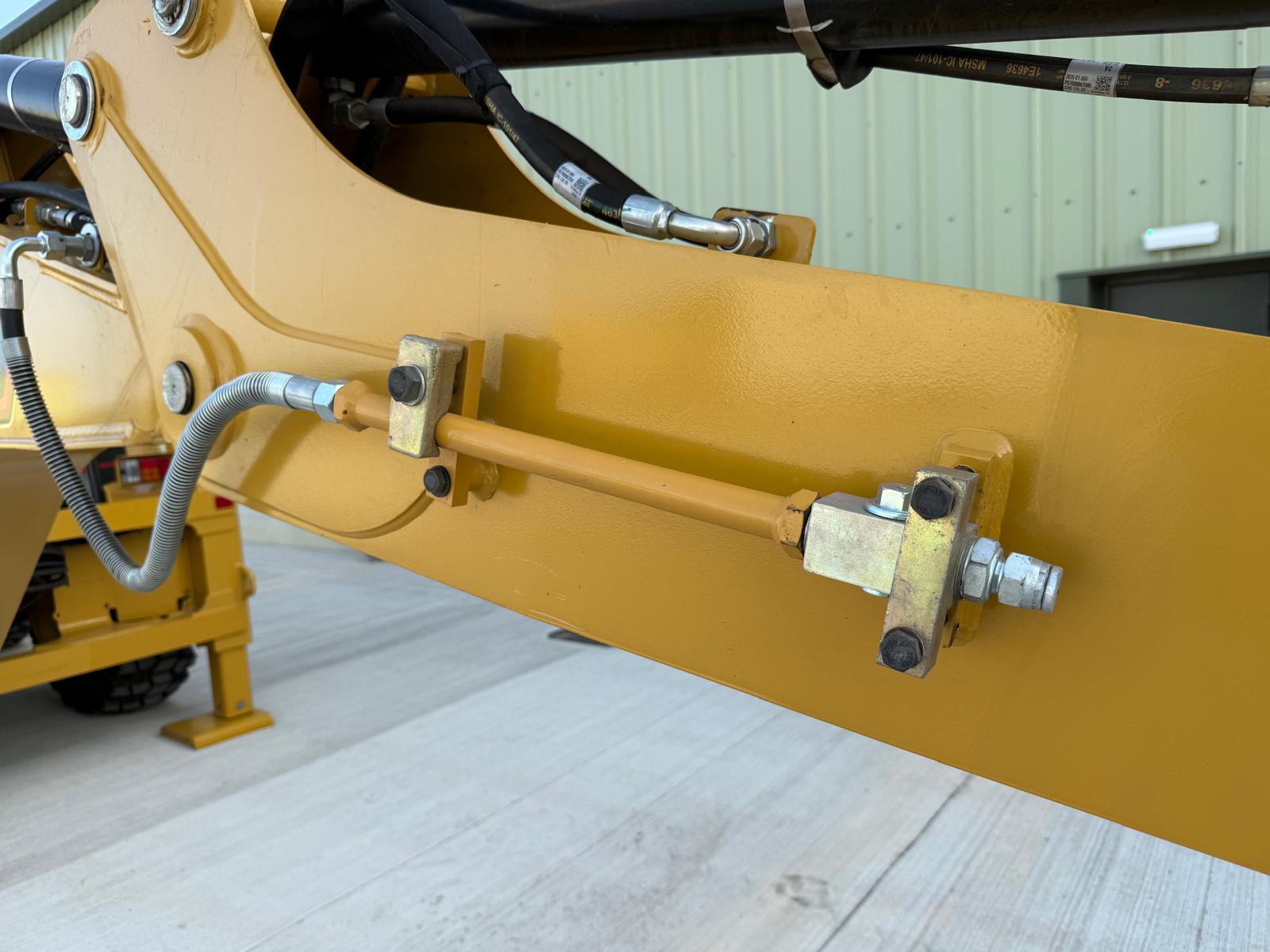 CAT 424 Backhoe Loader 4WD Direct sales & actions of - UK - Witham ...