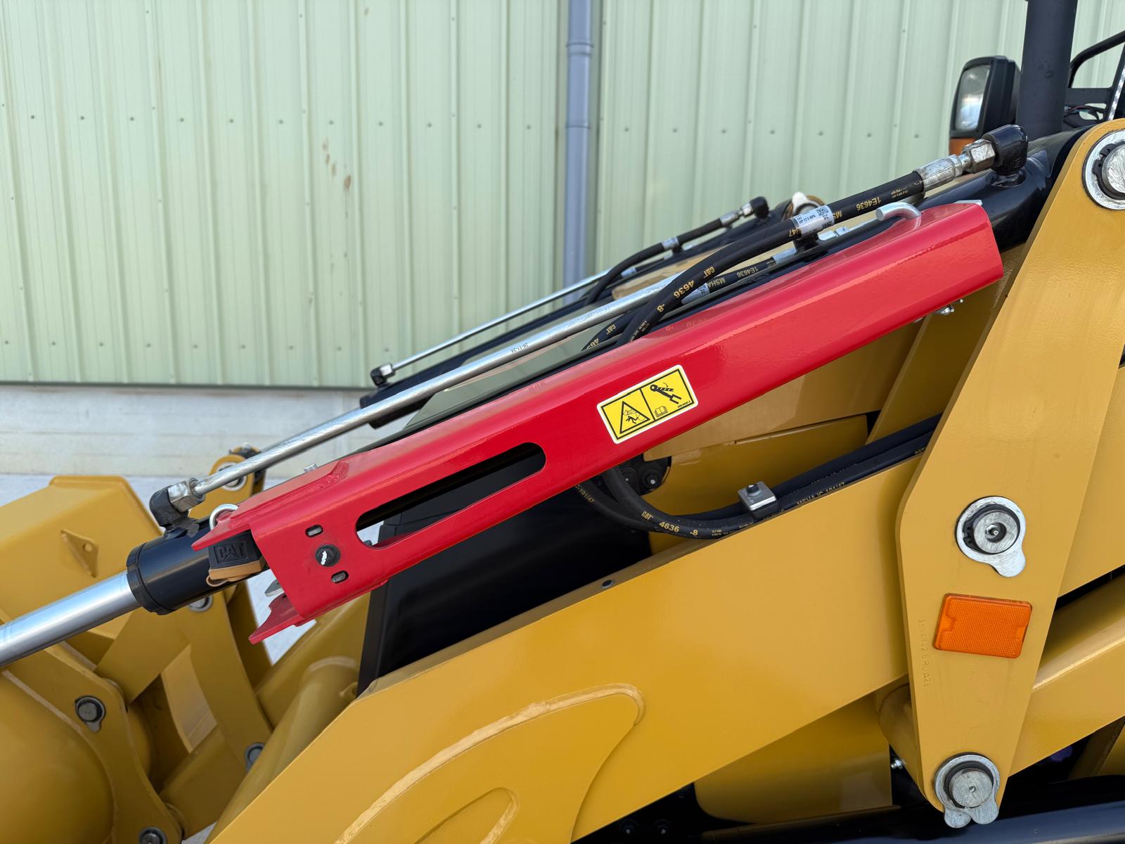 CAT 424 Backhoe Loader 4WD Direct sales & actions of - UK - Witham ...