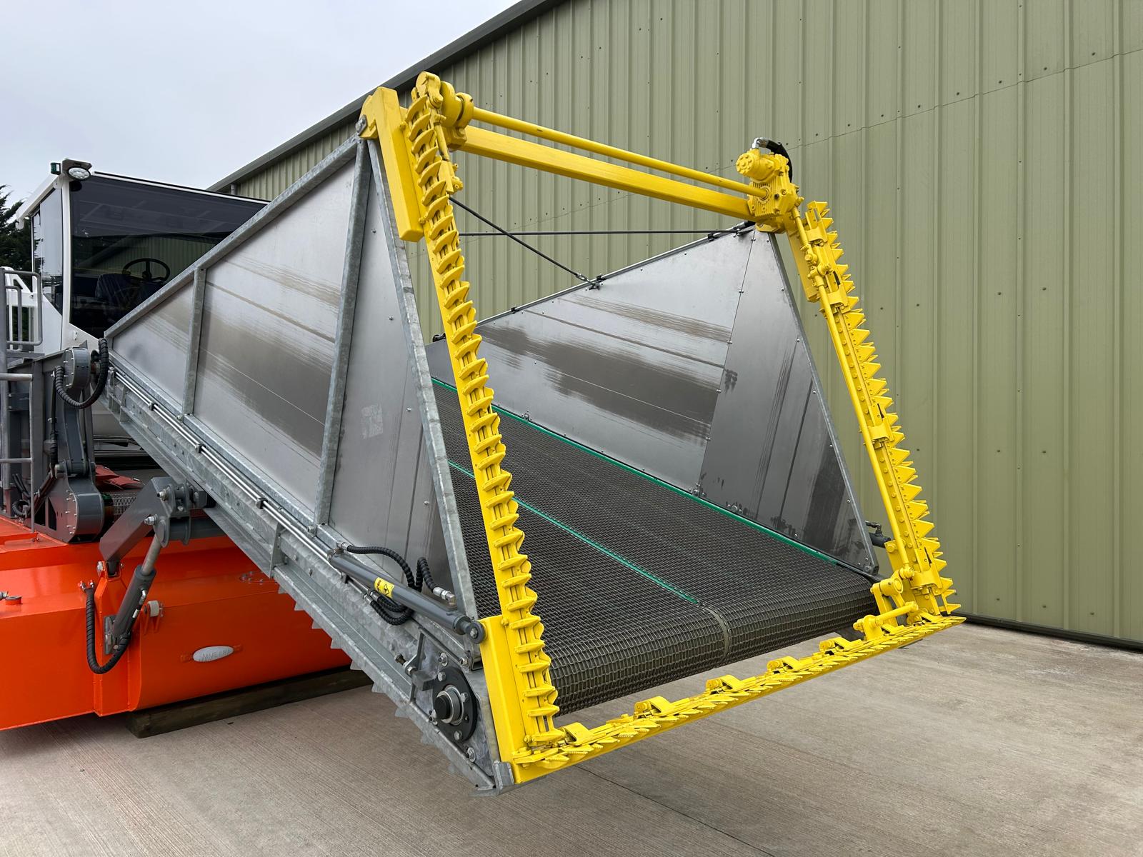 Conver MC 103 Compact Weed Harvester Direct sales & actions - Witham ...