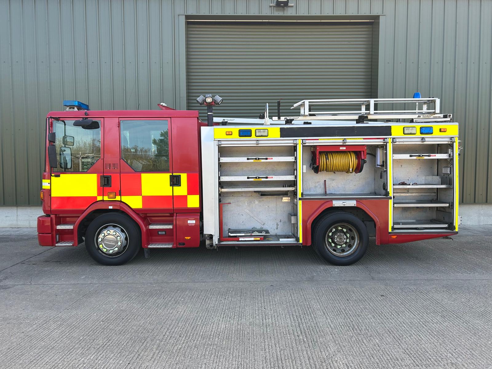 Dennis Sabre Fire Appliance Direct sales & actions of - UK - Witham ...