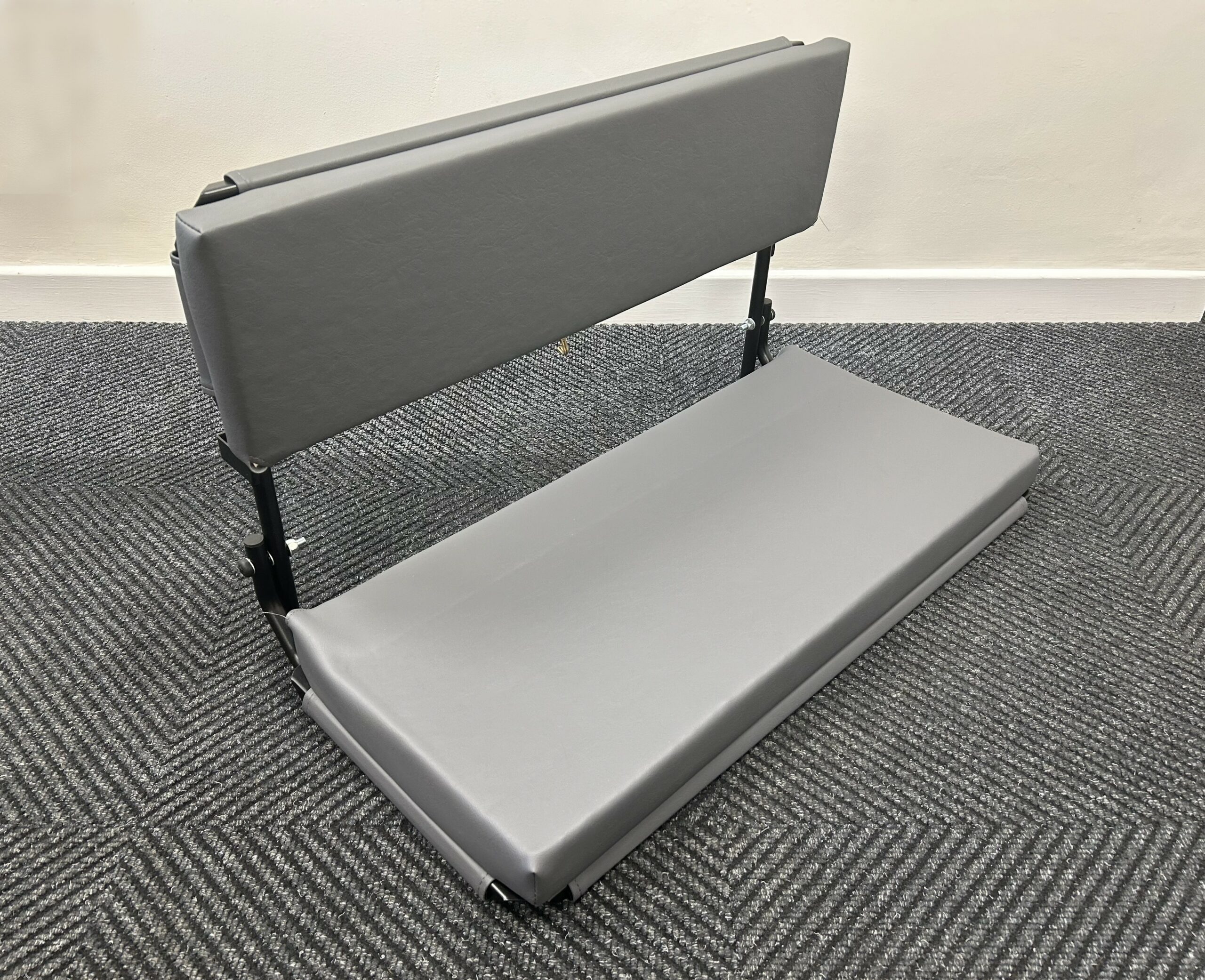 Exmoor Trim Land Rover Wolf: Heavy Duty Bench Seat | Witham