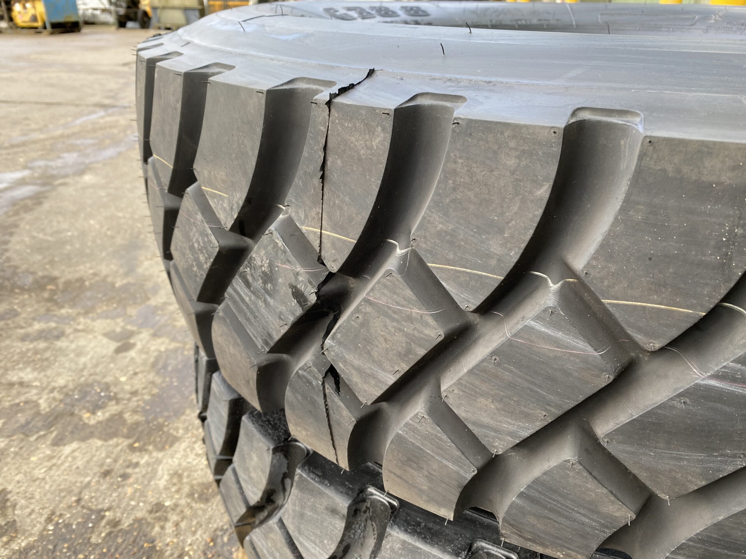 Goodyear G388 12.00 R20 Tyres Direct sales & actions of - UK - Witham ...