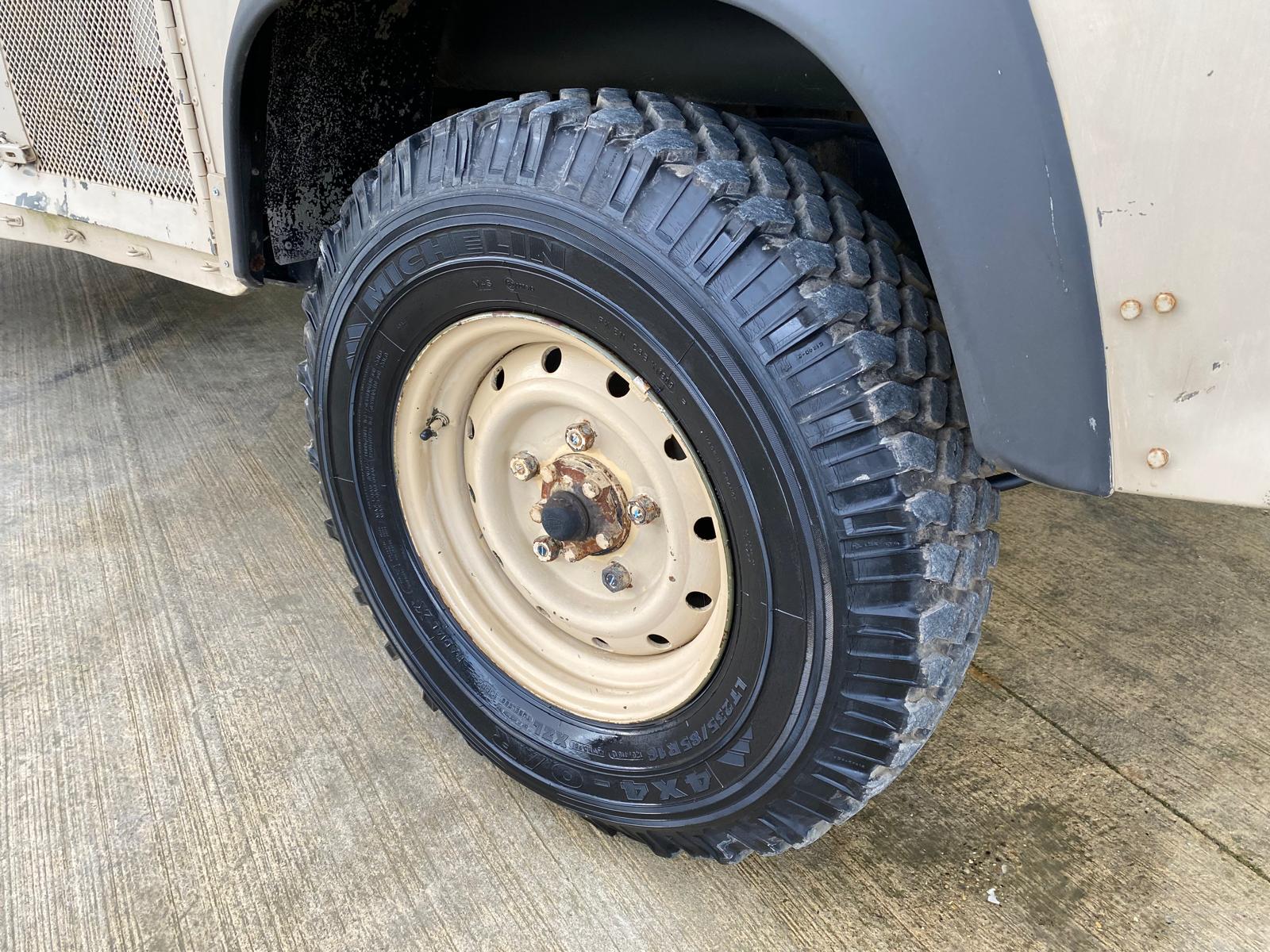 Land Rover 110 Snatch Panama ROV Direct sales & actions of - - Witham ...