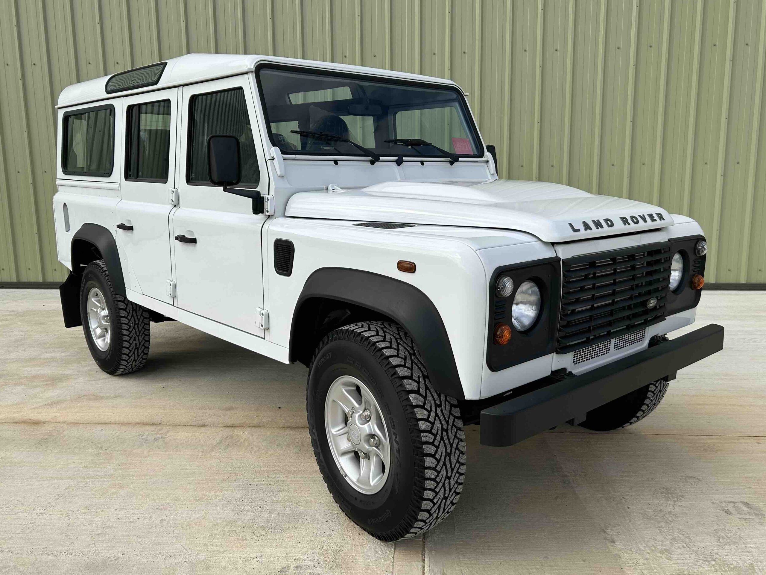 Land Rover TUM Wolf 110: Hard Top LHD Direct sales & actions - Witham ...
