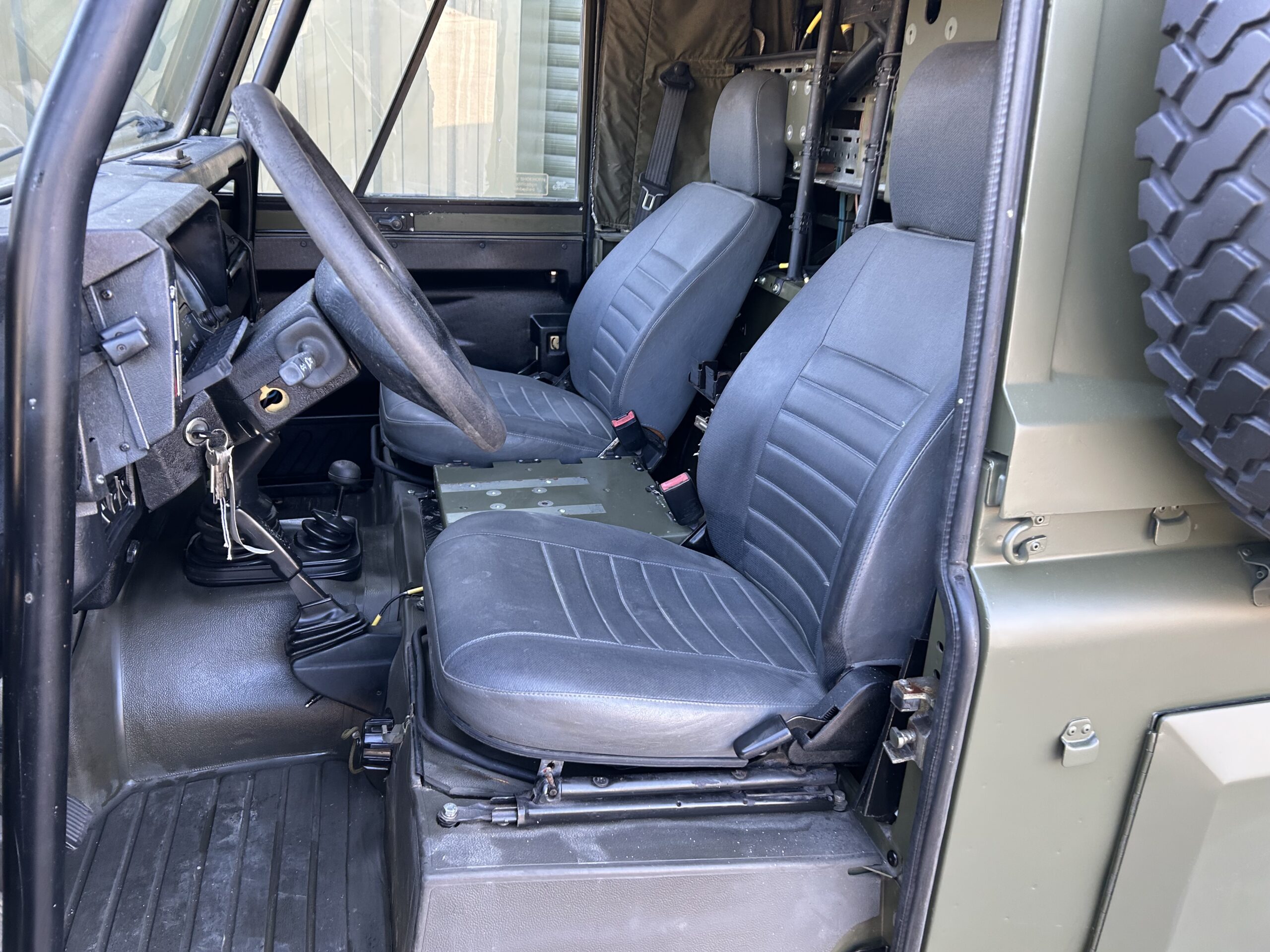 Land Rover TUM Wolf 110: Hard Top LHD Direct sales & actions - Witham ...