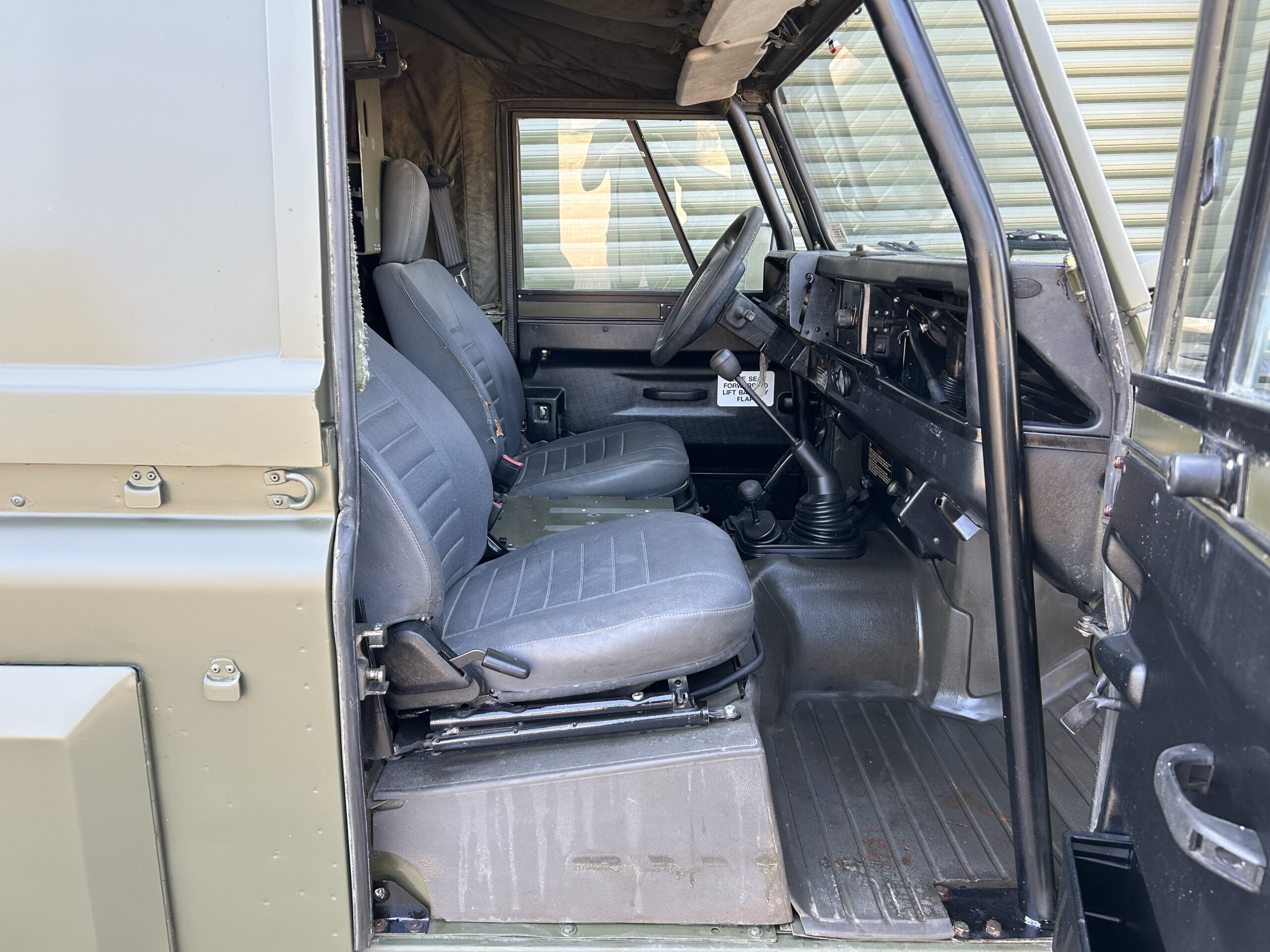 Land Rover TUM Wolf 110: Hard Top LHD Direct sales & actions - Witham ...