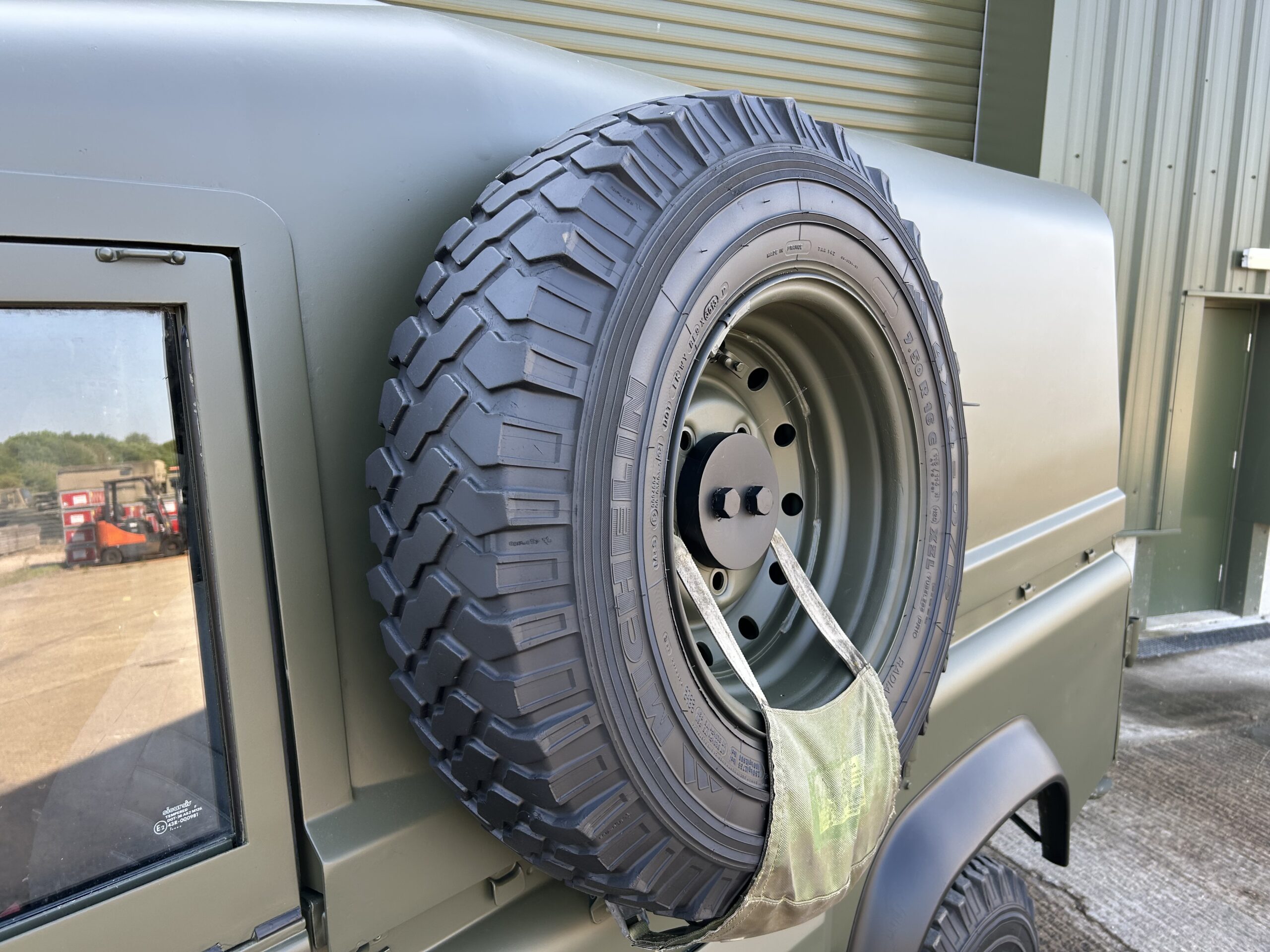 Land Rover TUM Wolf 110: Hard Top LHD Direct sales & actions - Witham ...