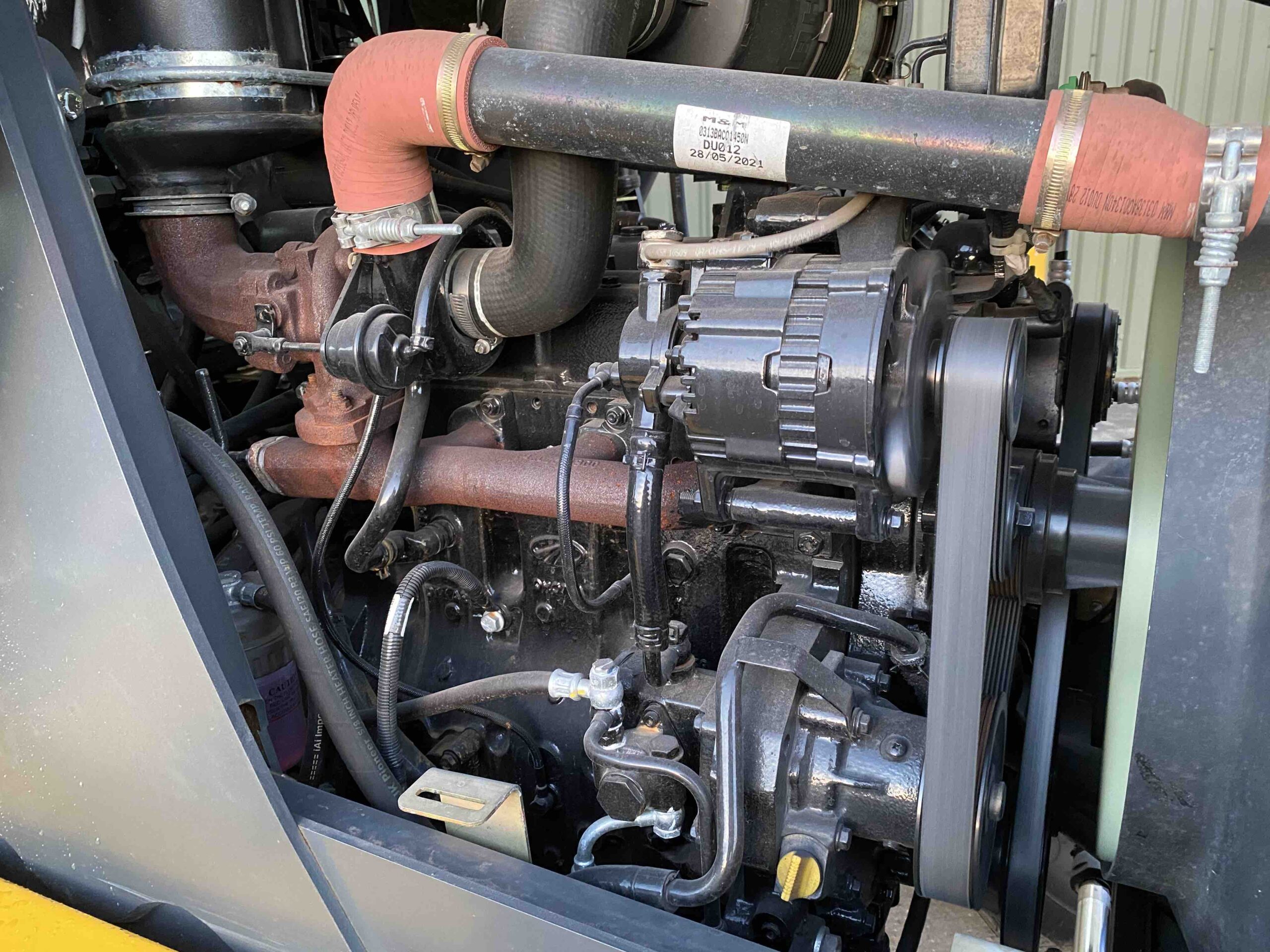 Mahindra: VX90 4X4 Earth Master Backhoe Loader | Witham