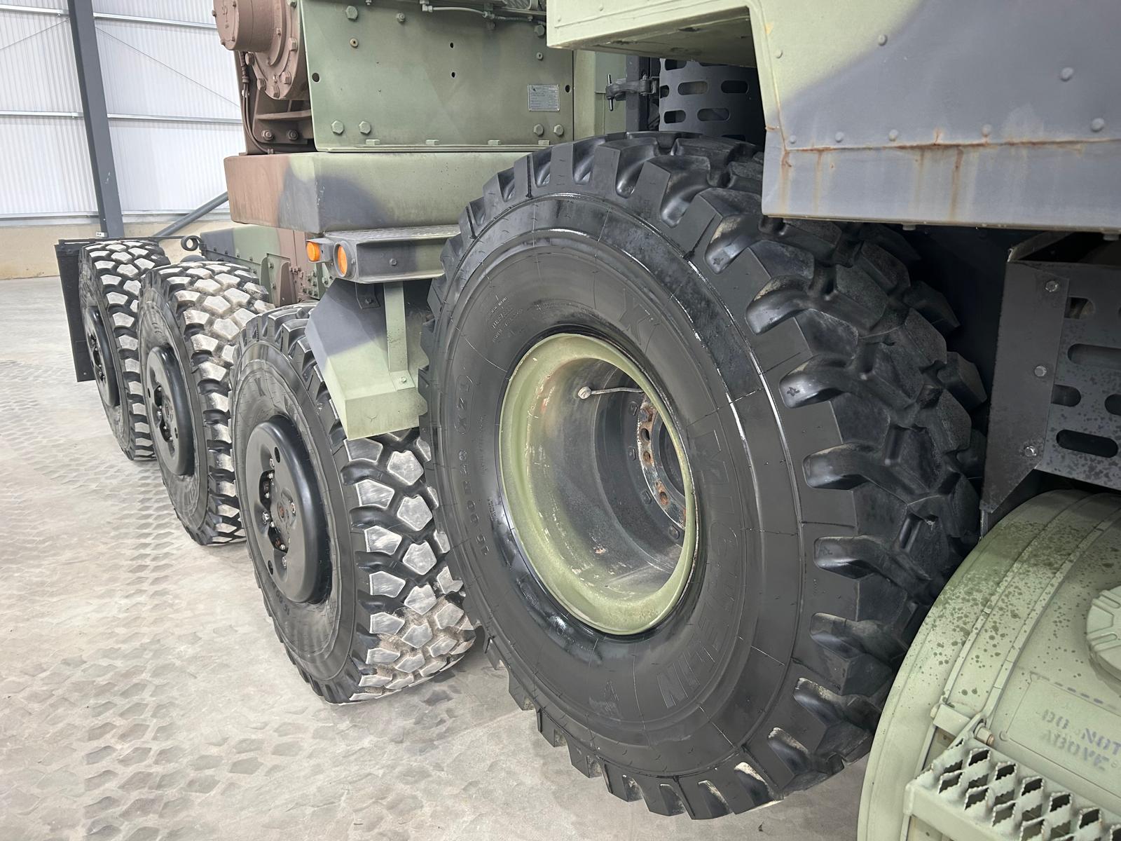 Oshkosh M1070 8x8 Heavy Equipment Transporter System (HETS) - Witham Specialist Vehicles Ltd ...