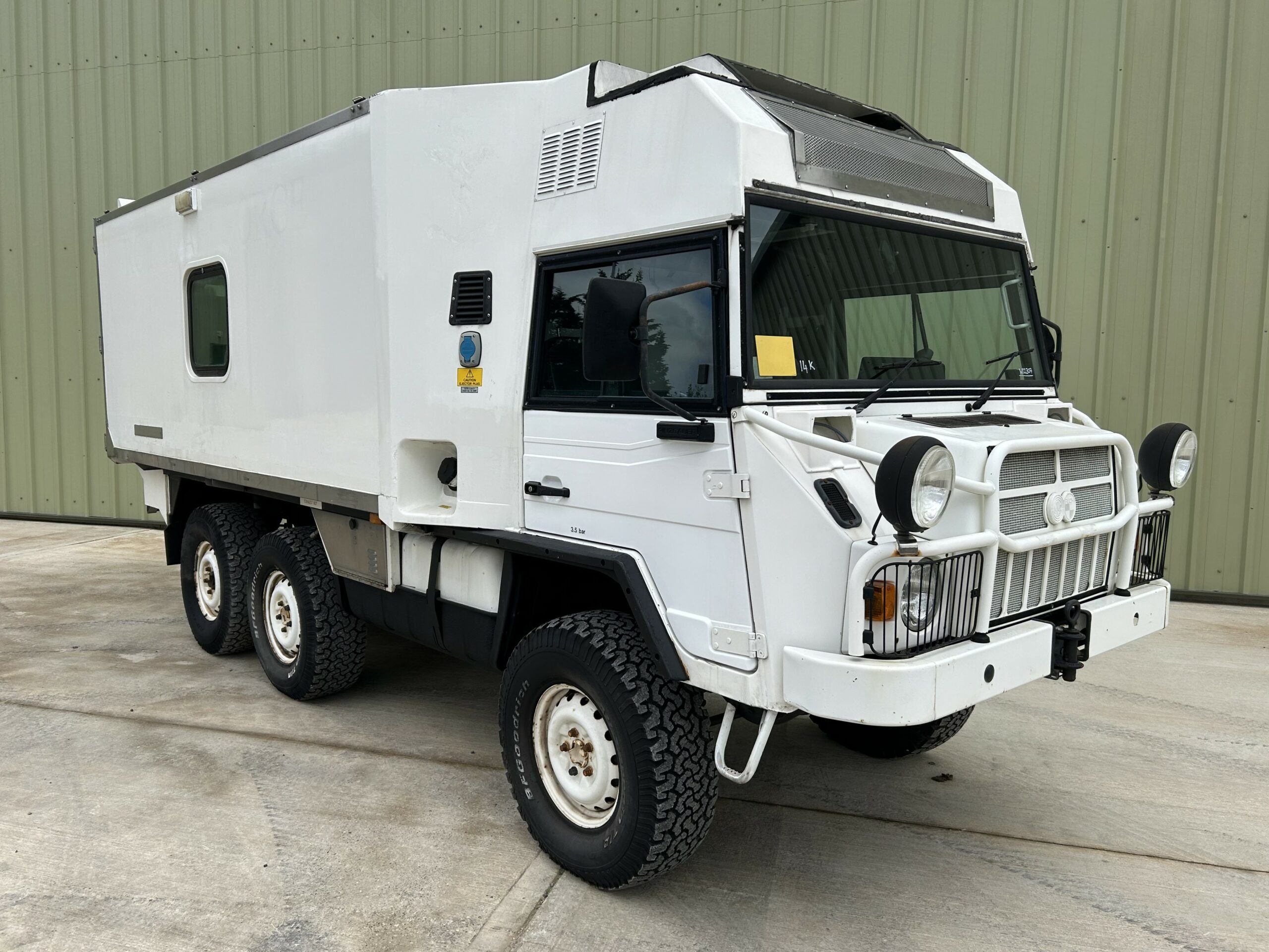 Pinzgauer: 718 6×6 Ambulance TMV RHD Direct sales & - Witham Specialist ...