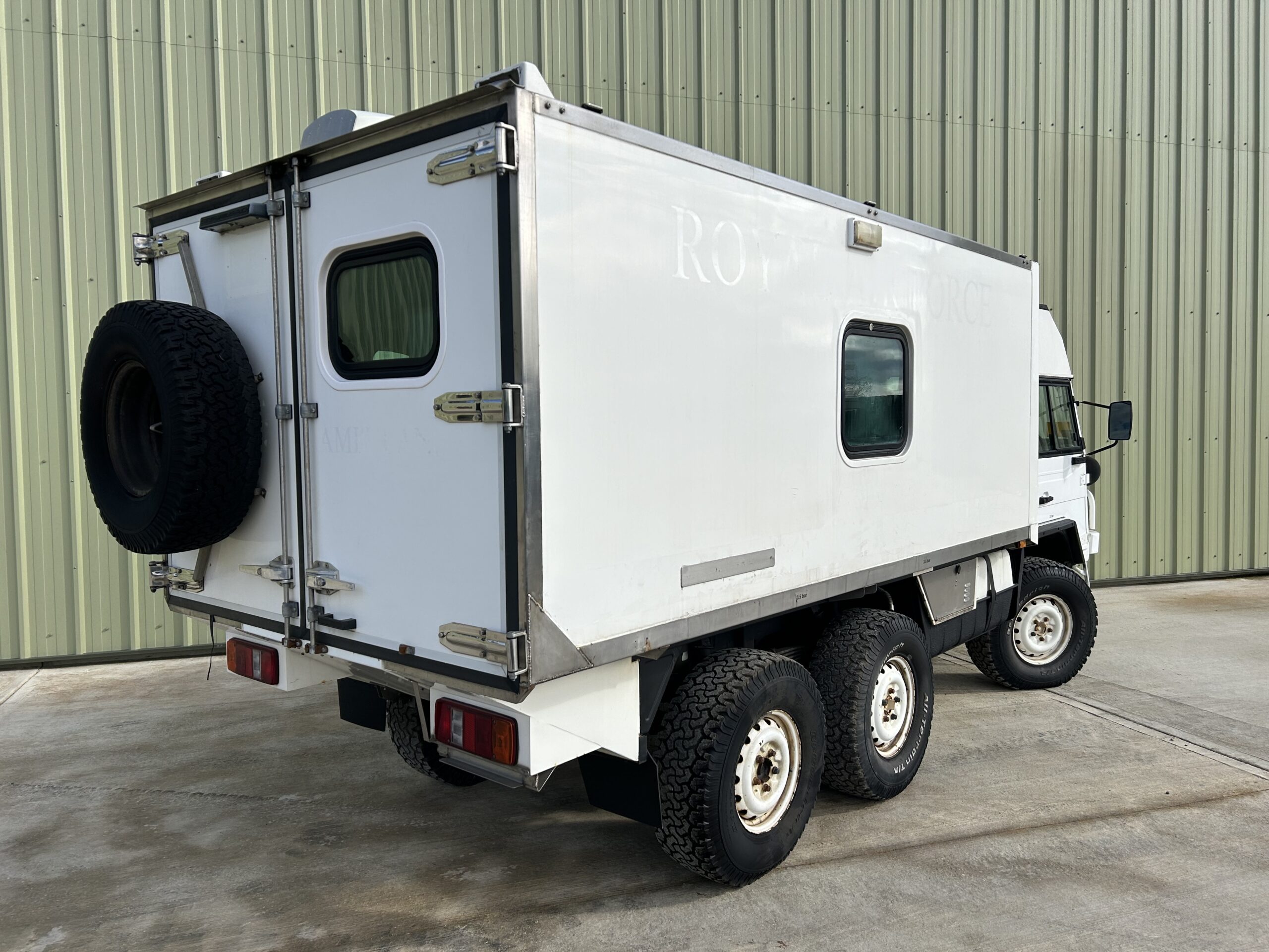 Pinzgauer: 718 6×6 Ambulance TMV RHD | Witham