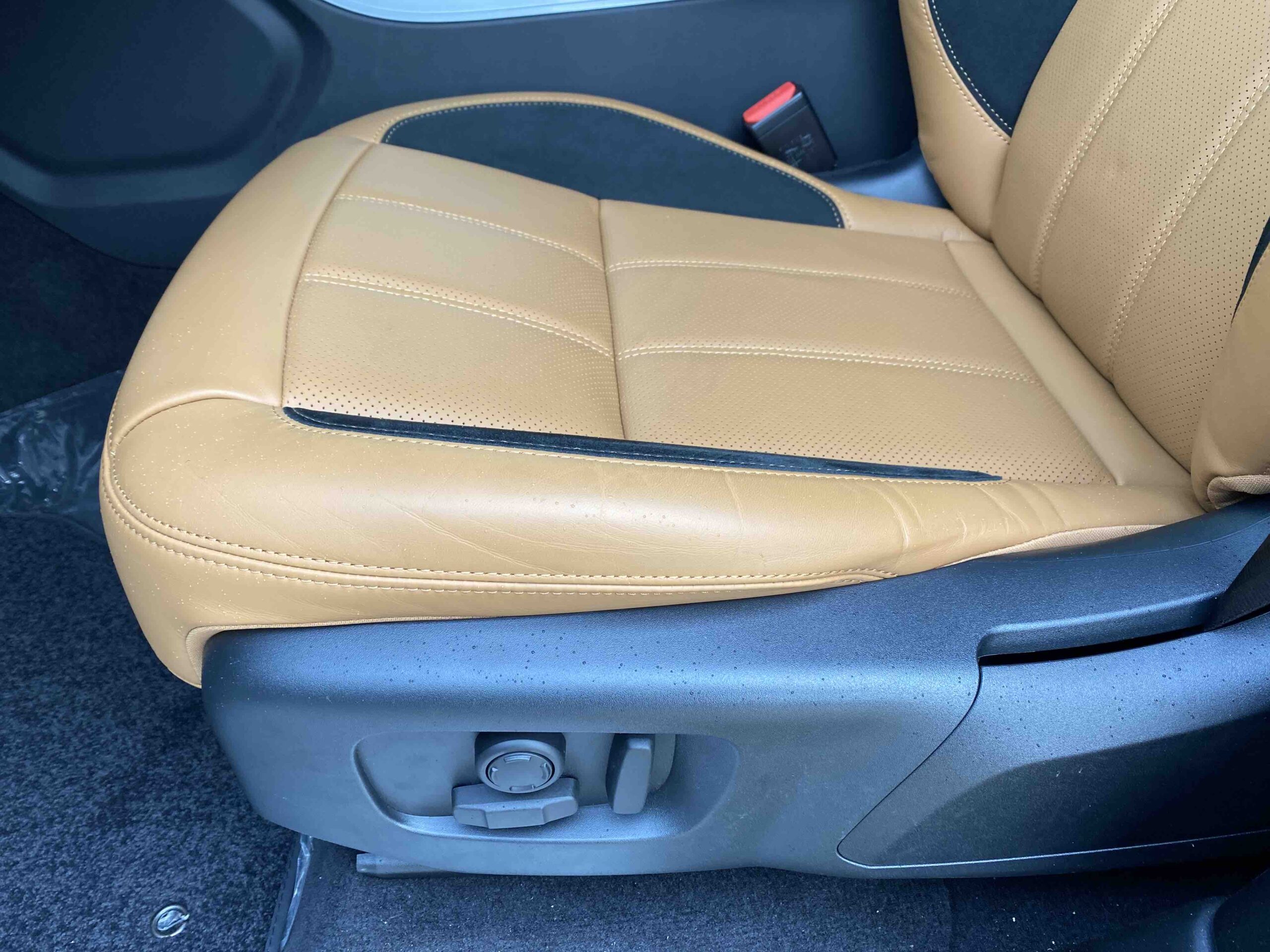 Range Rover: Sport HSE Dynamic Black LHD | Witham Specialist