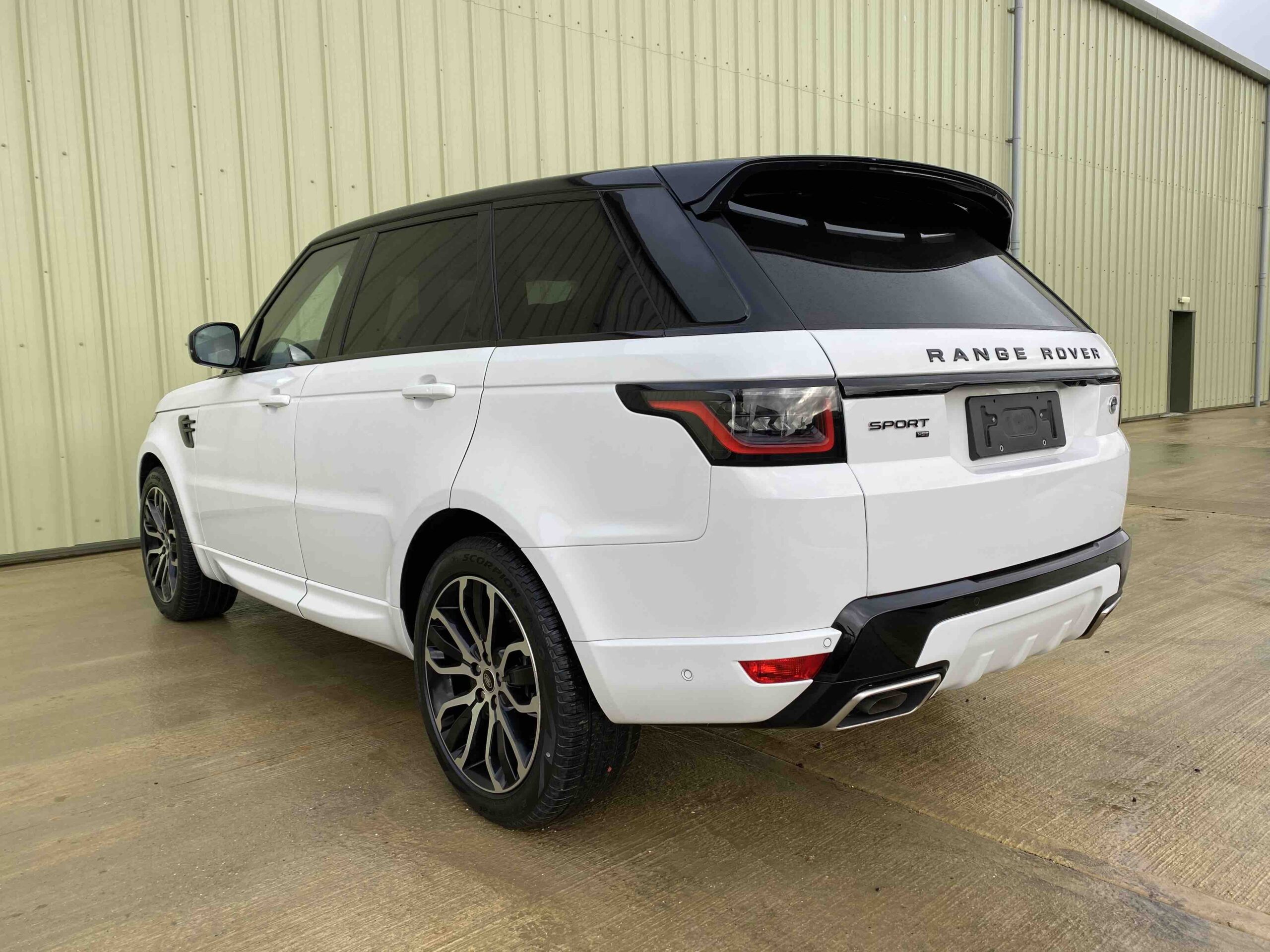 Range Rover: Sport HSE Dynamic Black LHD | Witham Specialist
