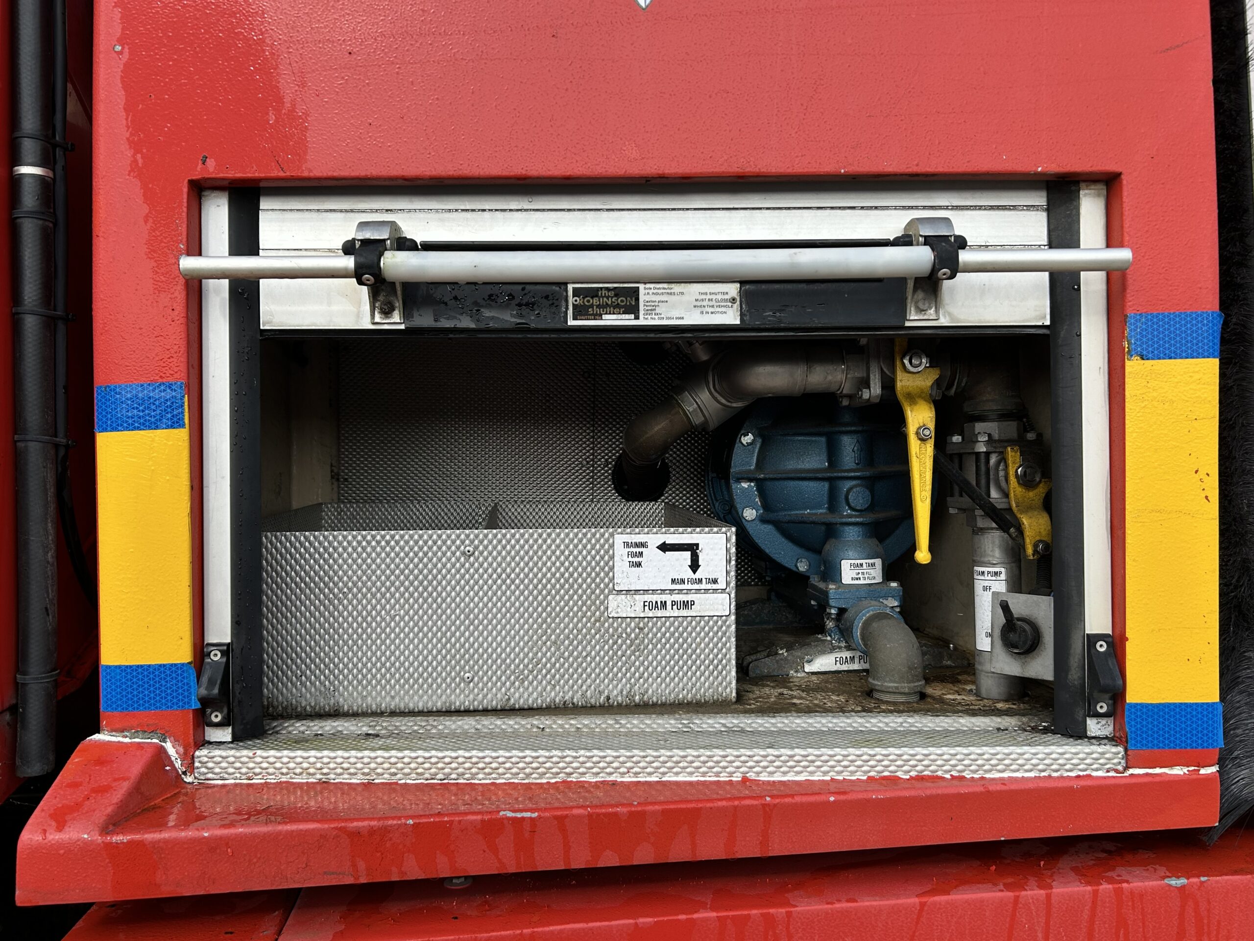 Unipower 6 x 6 MFV2 Airport: Fire Fighting Appliance - Witham ...