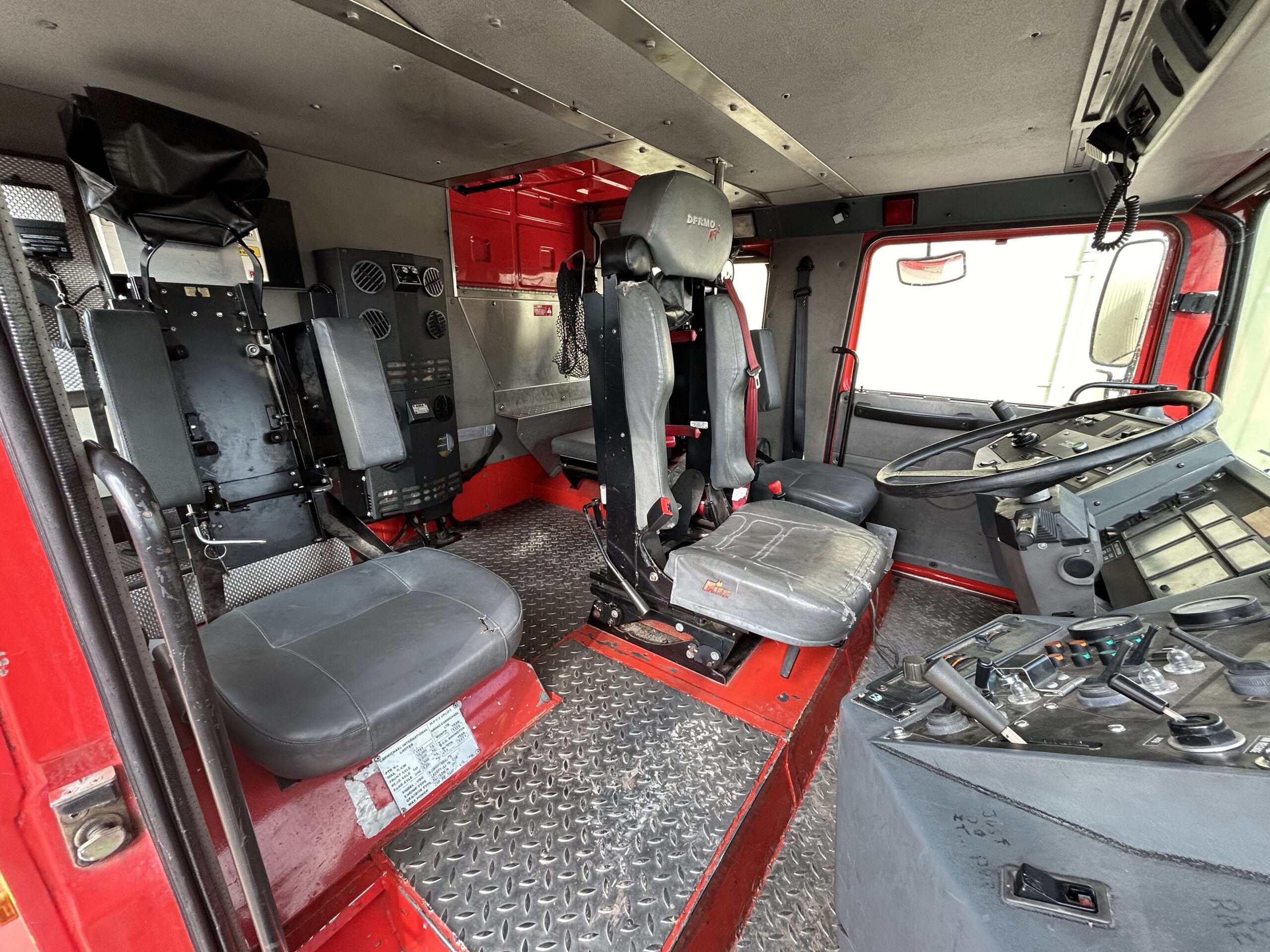 Unipower 6 x 6 MFV2 Airport: Fire Fighting Appliance - Witham ...