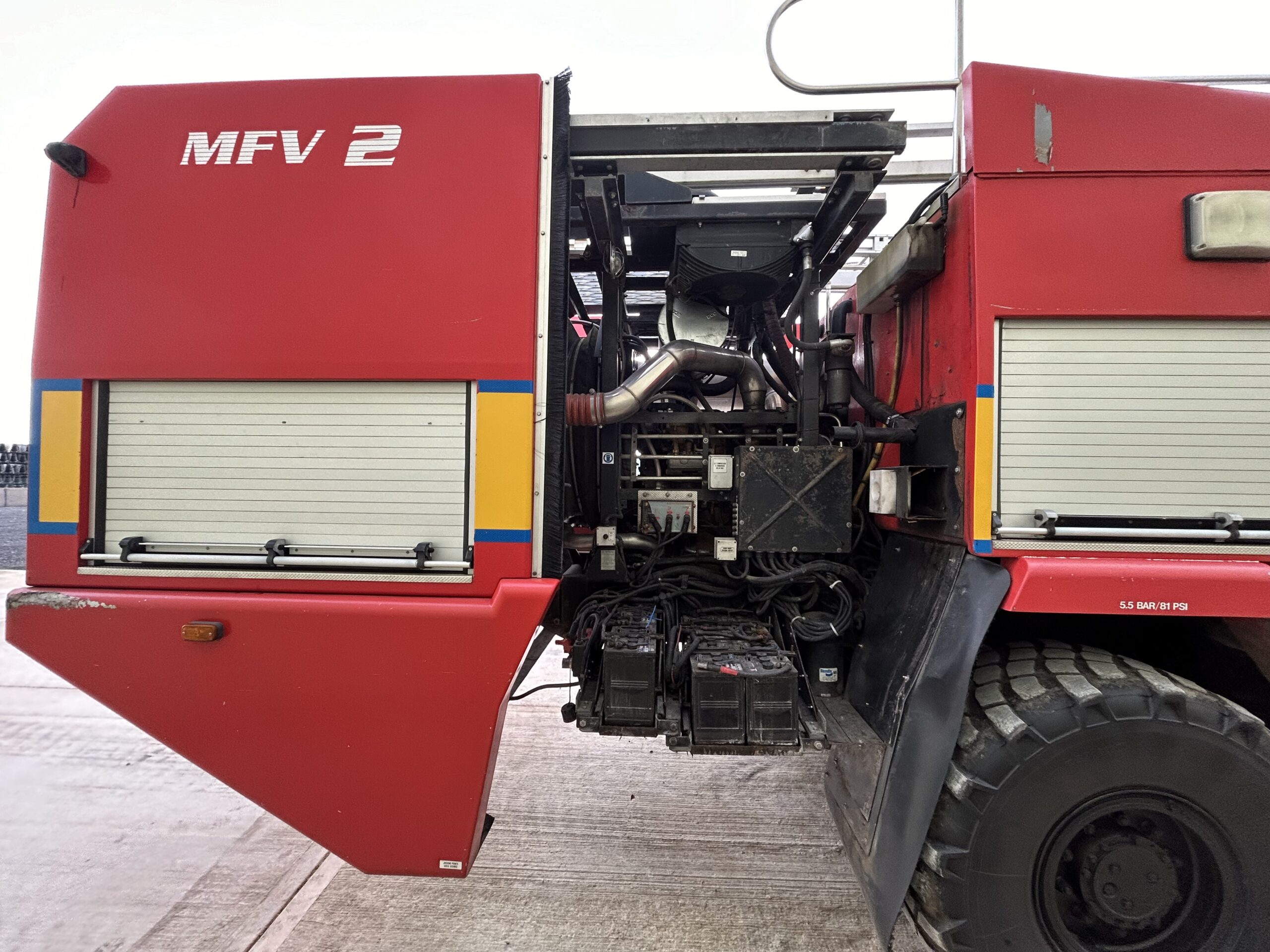 Unipower 6 x 6 MFV2 Airport: Fire Fighting Appliance - Witham ...