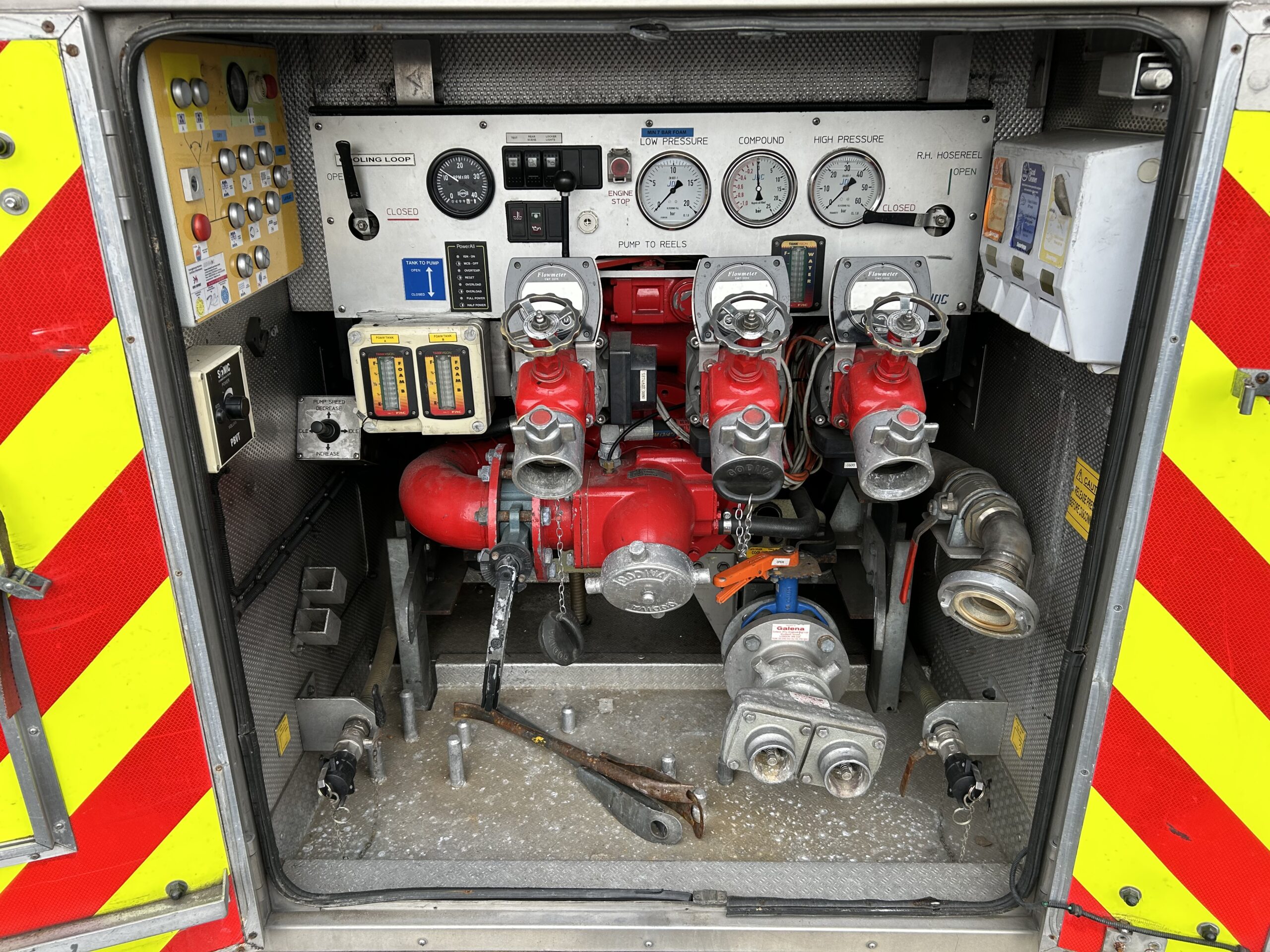 Volvo FLL15 280: CAFS Fire Appliance Direct sales & actions - Witham ...